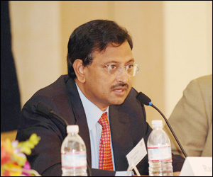 Rs 8,000 cr fraud hits Satyam; Raju may get 7-yr jail | India News ...