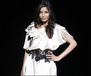 Frieda Pinto new face of cosmetic giant Estee Lauder | Entertainment ...