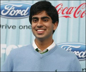 Indian-American moves to Top 11 in American Idol | Entertainment-others ...