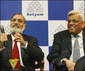 Tech Mahindra joins top tier with Satyam | Business News - The Indian ...
