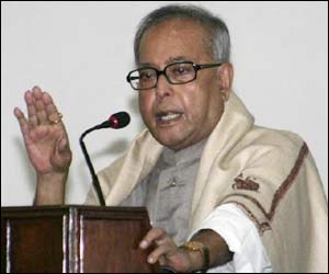 Pranab calls Third Front a ‘drama’ | Political Pulse News - The Indian ...