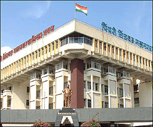PCMC to get 85 acre defence land for civic projects | Pune News - The ...