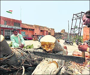 Court stays demolition of Lucknow jail | Lucknow News - The Indian Express
