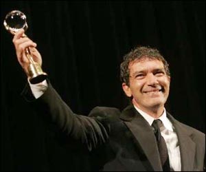 Banderas back onstage | Entertainment-others News - The Indian Express