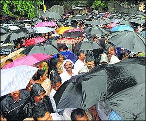 College teachers go on strike,students get a monsoon break | Pune News ...