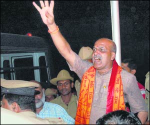 Muthalik arrested for alleged role in Mysore riots | India News - The ...