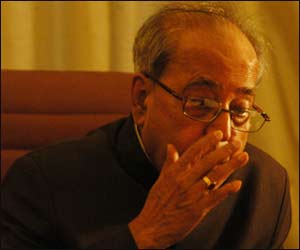 No fresh proposal on farm debt waiver: Pranab | India News - The Indian ...