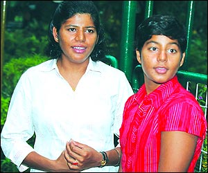 Swimming sisters Rashmi,Richa rue lack of funds | Kolkata News - The ...