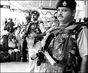 Jamnagar police arrest three with fake currency notes | Ahmedabad News ...