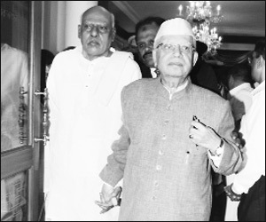 After a life content in the wings,Rosaiah in limelight | News Archive ...