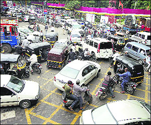 12-hr target missed by 13 hrs | Pune News - The Indian Express