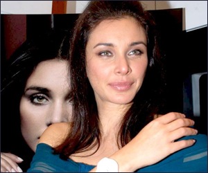My bone marrow started sending messages,I have cancer: Lisa Ray ...