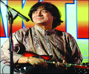 Strings of divinity | Pune News - The Indian Express