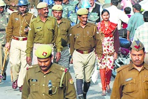 2 lakh gear up for final test for constables | Lucknow News - The ...