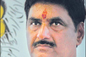 Munde named deputy leader of BJP in LS | Political Pulse News - The ...