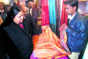 Weaving in a new design,UP handlooms prepare to take on the world with ...