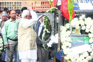 Power minister Mrinal Banerjee dead | Kolkata News - The Indian Express