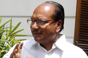 Nothing wrong in talking with Pakistan: Antony | India News - The ...