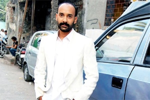 Na Ghar Ke Na Ghaat Ke | Movie-review News - The Indian Express