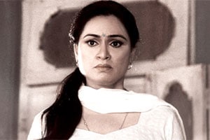 Theatre brings out the best performance: Padmini Kolhapure ...