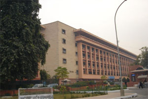Maoists threaten to blow up Rail Bhawan in Delhi | India News - The ...