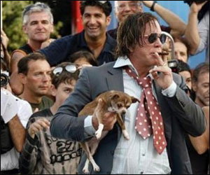 Mickey Rourke in campaign for sterilising stray dogs in India ...