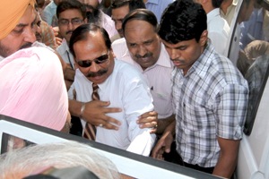 HC gives no relief to Rathore,case adjourned till July 1 | India News ...