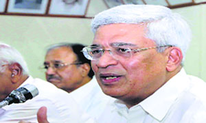Time to prop up the ranks,say Bengal CPM leaders | Kolkata News - The ...