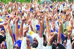 Farmers from across state join indefinite strike | Chandigarh News ...
