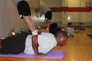 US Army turns to yoga for making soldiers combat ready News Archive ...
