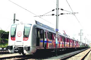 For easier Metro ride,99 6-coach trains by year-end | Delhi News - The ...