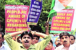 Buddha asks PM to order judicial probe | Kolkata News - The Indian Express