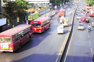 Pilot project: More space around bus stops on Karve Road | Pune News ...