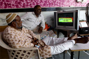 Watching too much TV may lead to early death: Study | Health News - The ...