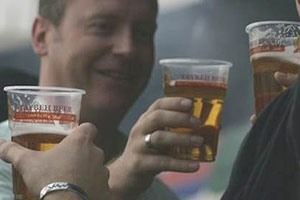 Drinking scenes in movies double alcohol use in people | News Archive ...