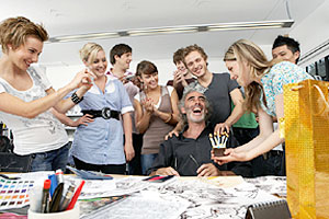 Good relationship with co-workers increases your lifespan | Health News ...