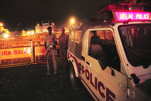 Jersey barriers at India Gate,security tightened | Delhi News - The ...