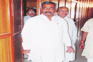 Joshi emerges as man Friday for BJP | Cities News - The Indian Express