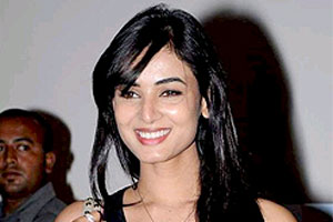 I took break from movies to finish my studies: Sonal Chauhan ...