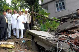 Quake damage estimated to be Rs 1 lakh crore: Sikkim CM | India News ...