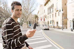 Texting while crossing road can be fatal for pedestrians | News Archive ...
