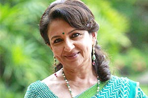 I was in awe of Shashi not Shammi: Sharmila Tagore | Entertainment ...