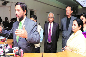 Pachauri gets CM nod,to set up green institute near Kolkata | Kolkata ...