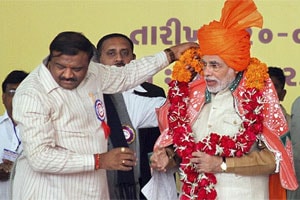 India Post presents Modi cover on Sadbhavana | Political Pulse News ...