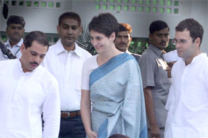 Robert Vadra latest ‘Gandhi’ to test waters for political debut | India ...