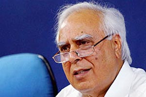 2G: Norway minister brings Rs 14,000 cr concern to Sibal | Political ...