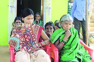 Everyone loves Hikaka… he is a good boy. Why was he abducted ...