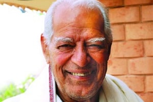 Dara Singh still very critical | Entertainment-others News - The Indian ...