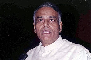 Not necessary to project anyone as BJP’s PM candidate: Yashwant Sinha ...