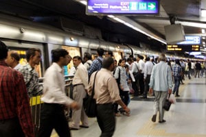 Delhi Metro to induct eight coach trains by December | India News - The ...